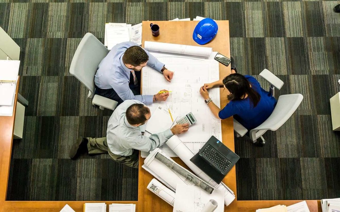 Plan Your Motor Pool with These Best Practices | INVERS Plan Your Motor Pool with These Best Practices | INVERS