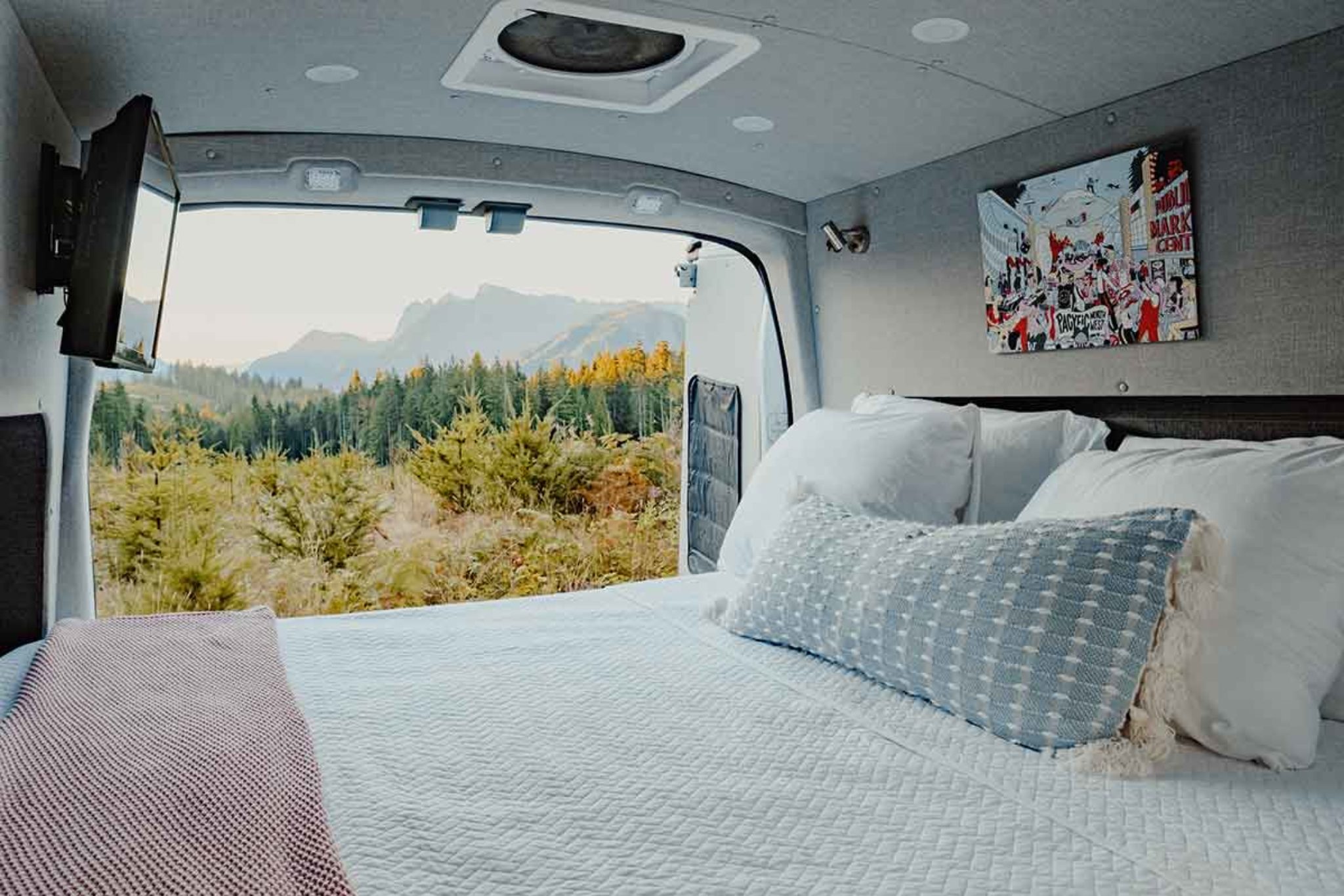 Cabana Uses CloudBoxx from INVERS for its Fleet of Luxury Campervans