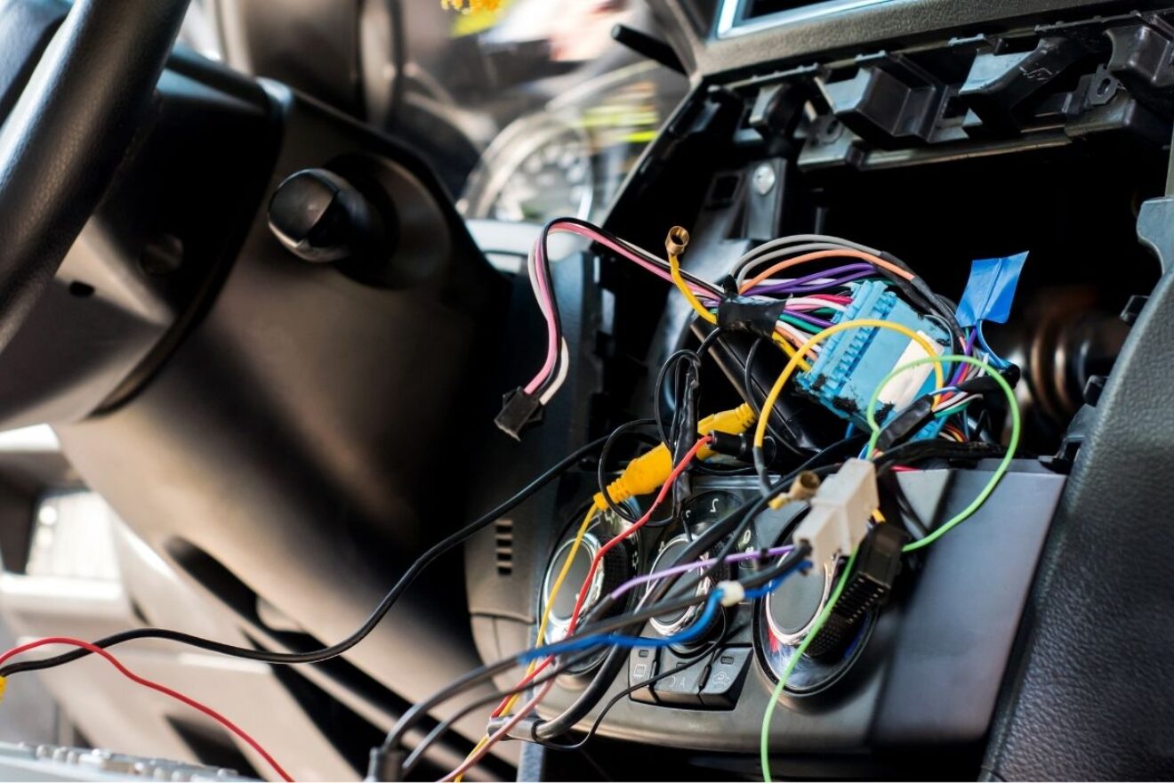 Unpacking Car Sharing Technology: CAN, OBD & OEM Telematics